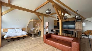 Apartamento de Luxo, pátio, vista para o jardim | Wi-fi grátis