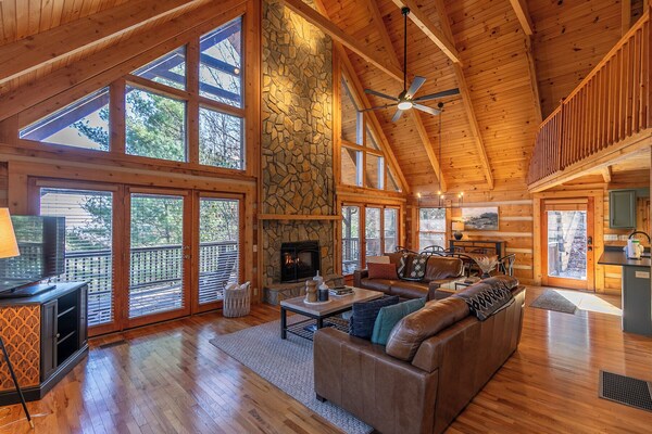 Happy Trees Cabin - Et Friendly Spacious Cabin With Pool Table 15min To Boone - Fleetwood