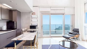 Penthouse, varanda | Sala de estar