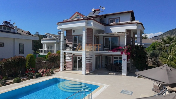 4 Bedroom Premium Villa İN Oludeniz Fethiye - Ölüdeniz