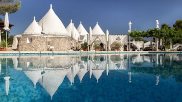 Piscina exterior sazonal