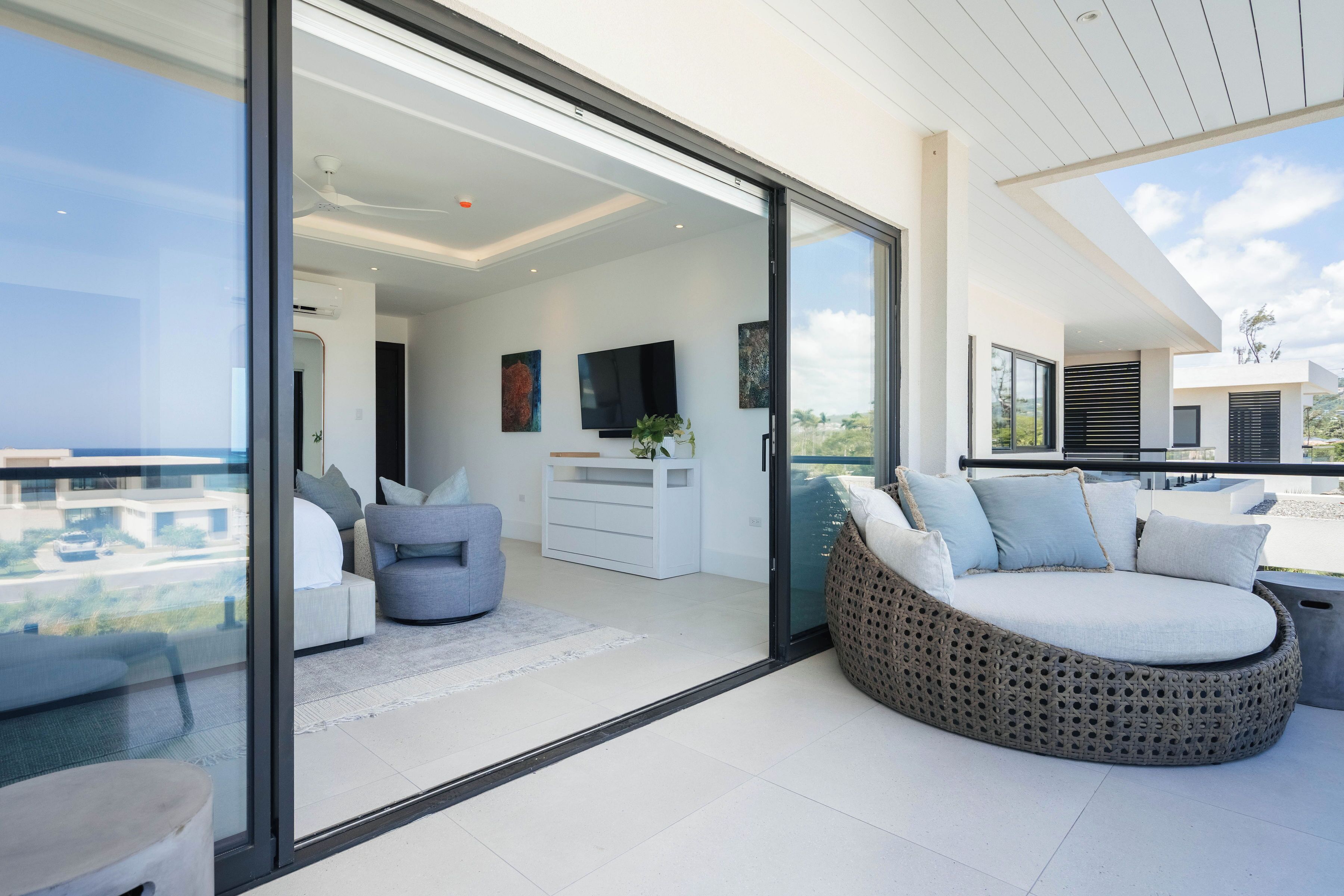 Villa, vista para o oceano | Ferro/tábua de engomar, Wi-fi grátis 