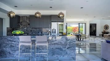 Apartamento (4 Bedrooms) | Exterior