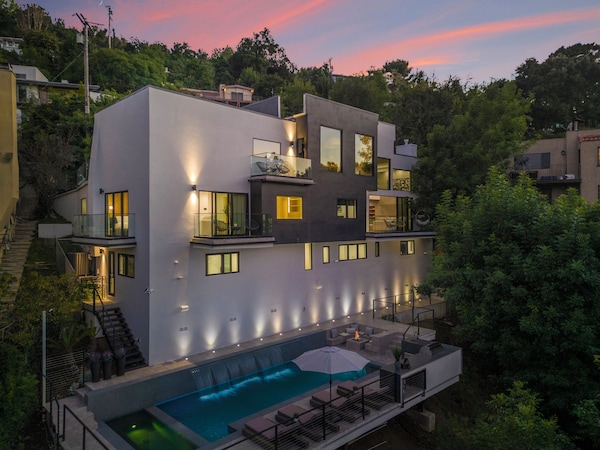 Caverna Estate - Huntington Park, CA