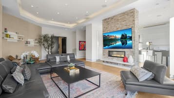 Casa (6 Bedrooms) | Fachada