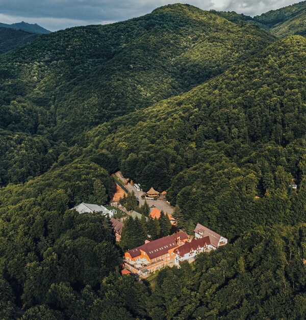 Suior Resort - Transylvania
