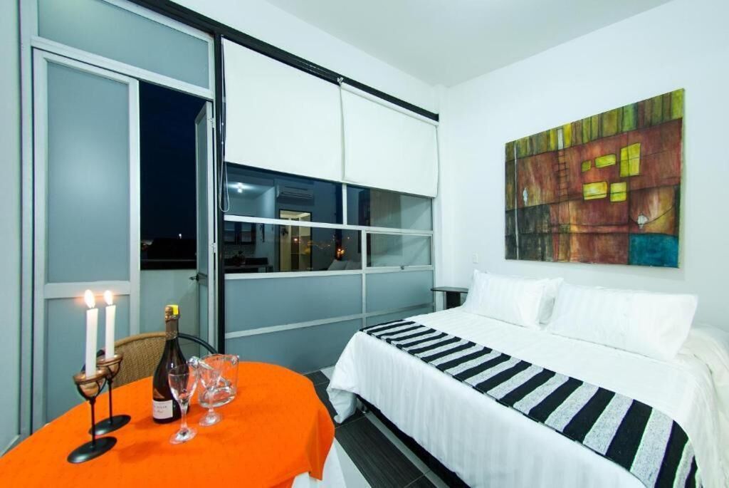 Quarto casal standard, varanda | Escrivaninha, ferros/tábuas de passar roupa