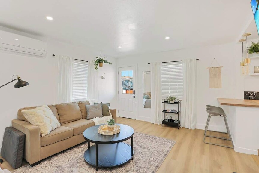 Hot Tub|outdoor Lounge|queen Beds|chef's Kitchen - Santee, CA