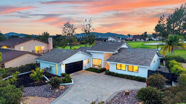 Casita De Barnardo By Avantstay Rancho Bernardo Retreat + Firepit + Bbq Near Safari Park + Wineries - San Diego, CA