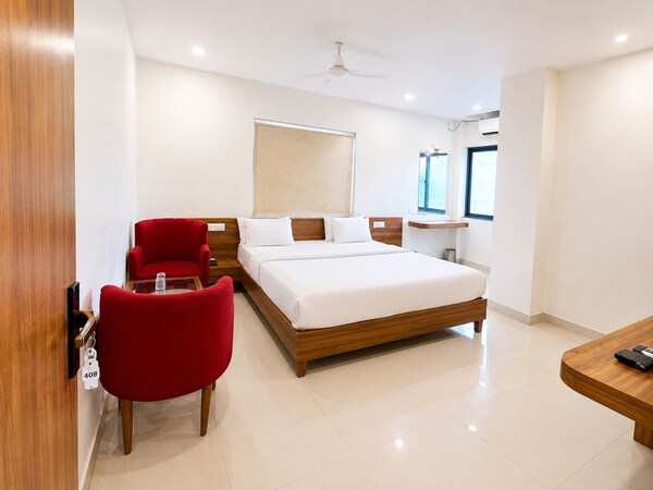 Hotel The Amrit - Jabalpur