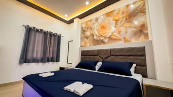 Quarto triplo | Roupas de cama antialérgicas, Wi-Fi de cortesia, roupa de cama