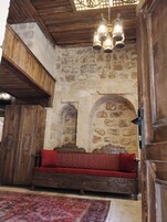 Suite | Interior