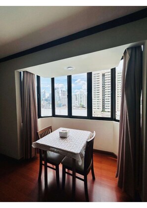 Estúdio Executivo | Refeições no quarto