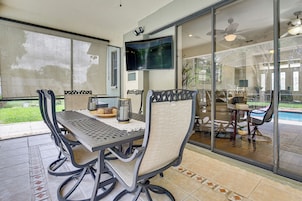 Casa (2 Bedrooms) | Interior