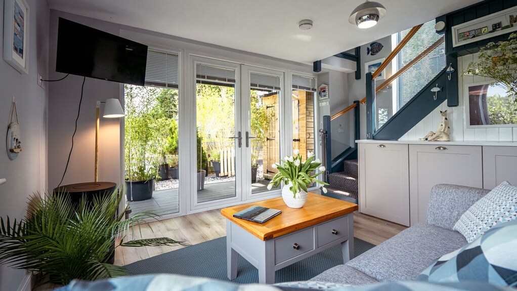 Bilidowcar - Sleeps 2 Guests In 1 Bedroom - Menai Bridge