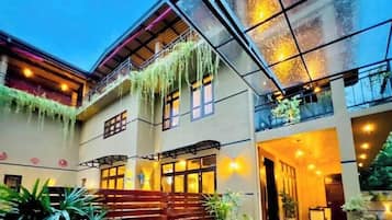 Fachada da propriedade