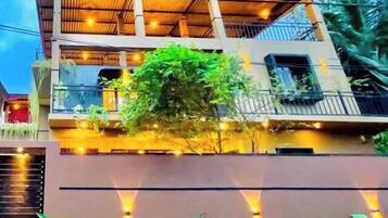 Fachada da propriedade