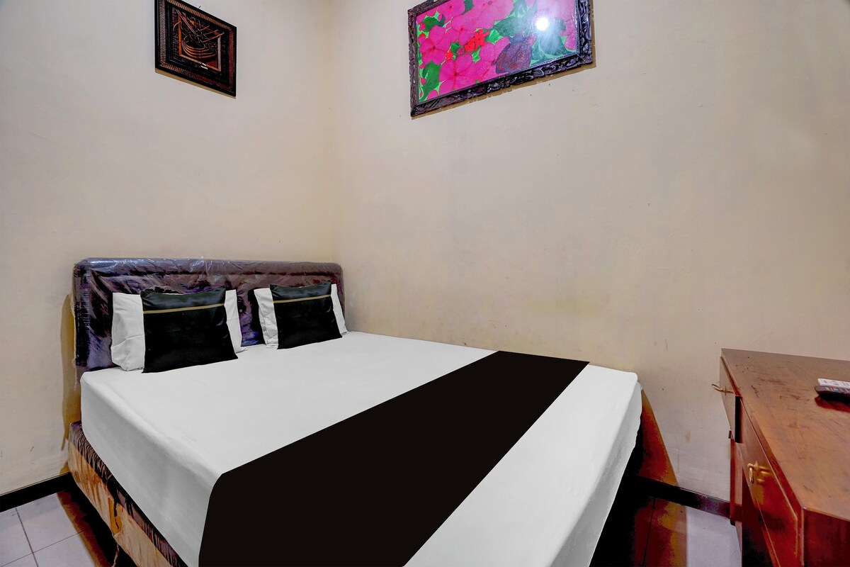 Quarto Duplo Standard | Roupa de cama fornecida 
