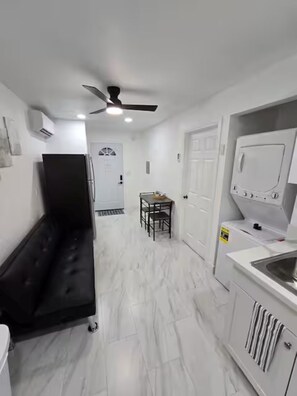 Cozy Vegas Studio • Airport & Strip Access Reviews, Deals & Photos 2026 ...