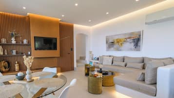 Villa Panorâmica, 3 quartos, vista para o mar | Sala de estar