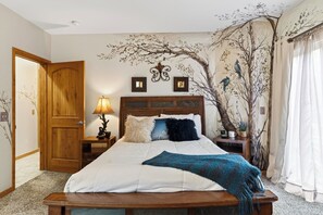 Mountain Condo • Sauna + Fireplace • Steps to Snowflake Lift | Antlers ...
