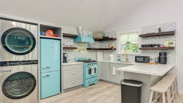 Casa (2 Bedrooms) | Interior