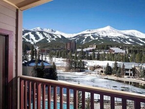 2B/2B Mountain View Condo Steps to Peak 9 & Main St - Week 7 - Hyatt ...