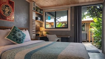 Cabana de Madeira Standard, 1 cama de casal, pátio | Wi-fi grátis, acesso para cadeira de rodas