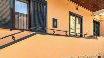Quarto Duplo | Pormenores do exterior