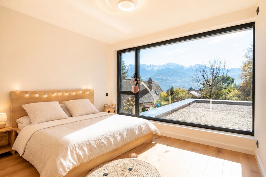 Villa Architecte De Standing Avec Piscine - Les 7 Laux