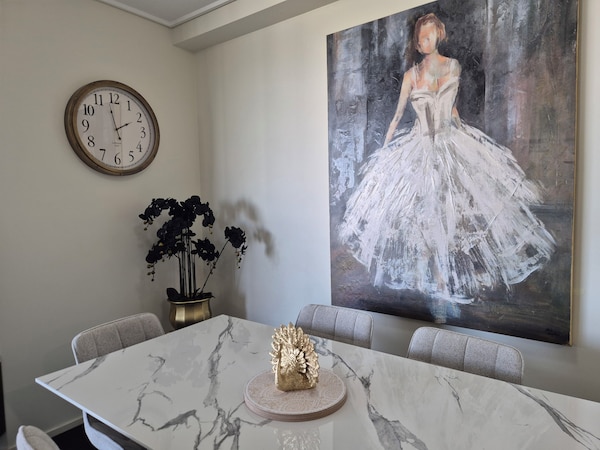 The Gilded Gallery I Art-inspired Luxe - Brisbane