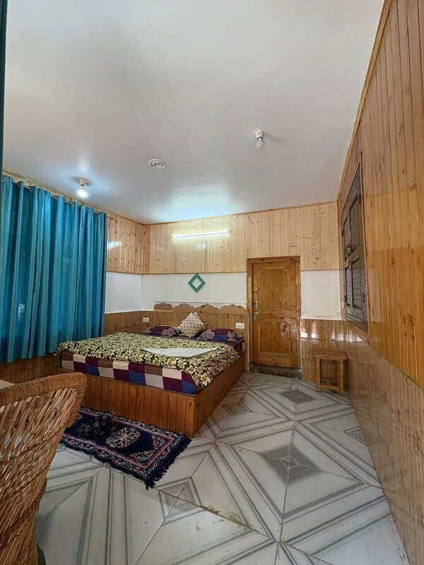 Blue Sky Home Jibhi - Jibhi