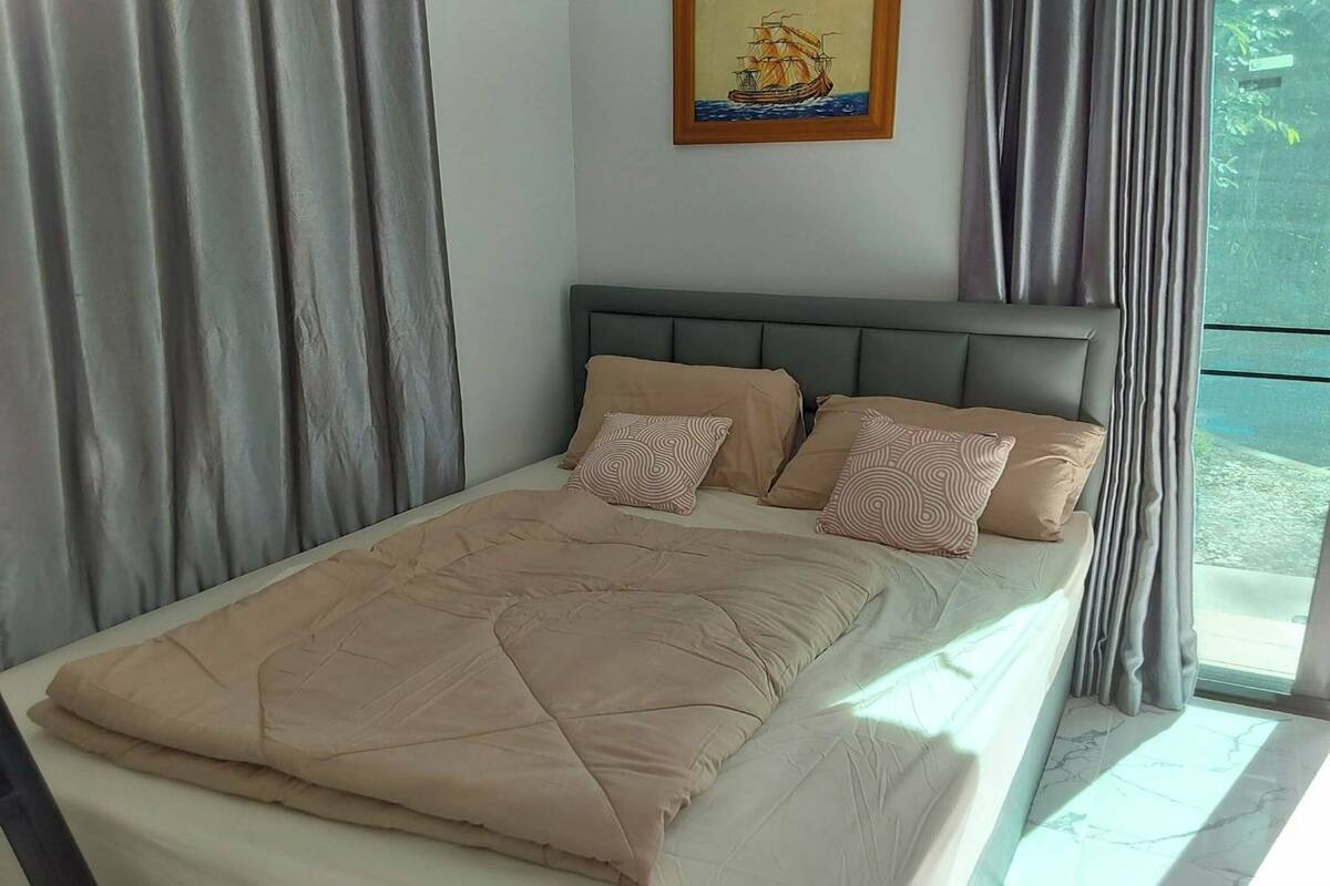 Vila standard, vista para o jardim | Escrivaninha, Wi-Fi de cortesia, roupa de cama