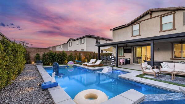 La Casita Retreat Coachella By Avantstay Pool + Spa Desert Home + Putting Green + Game Room - Joshua Tree National Park