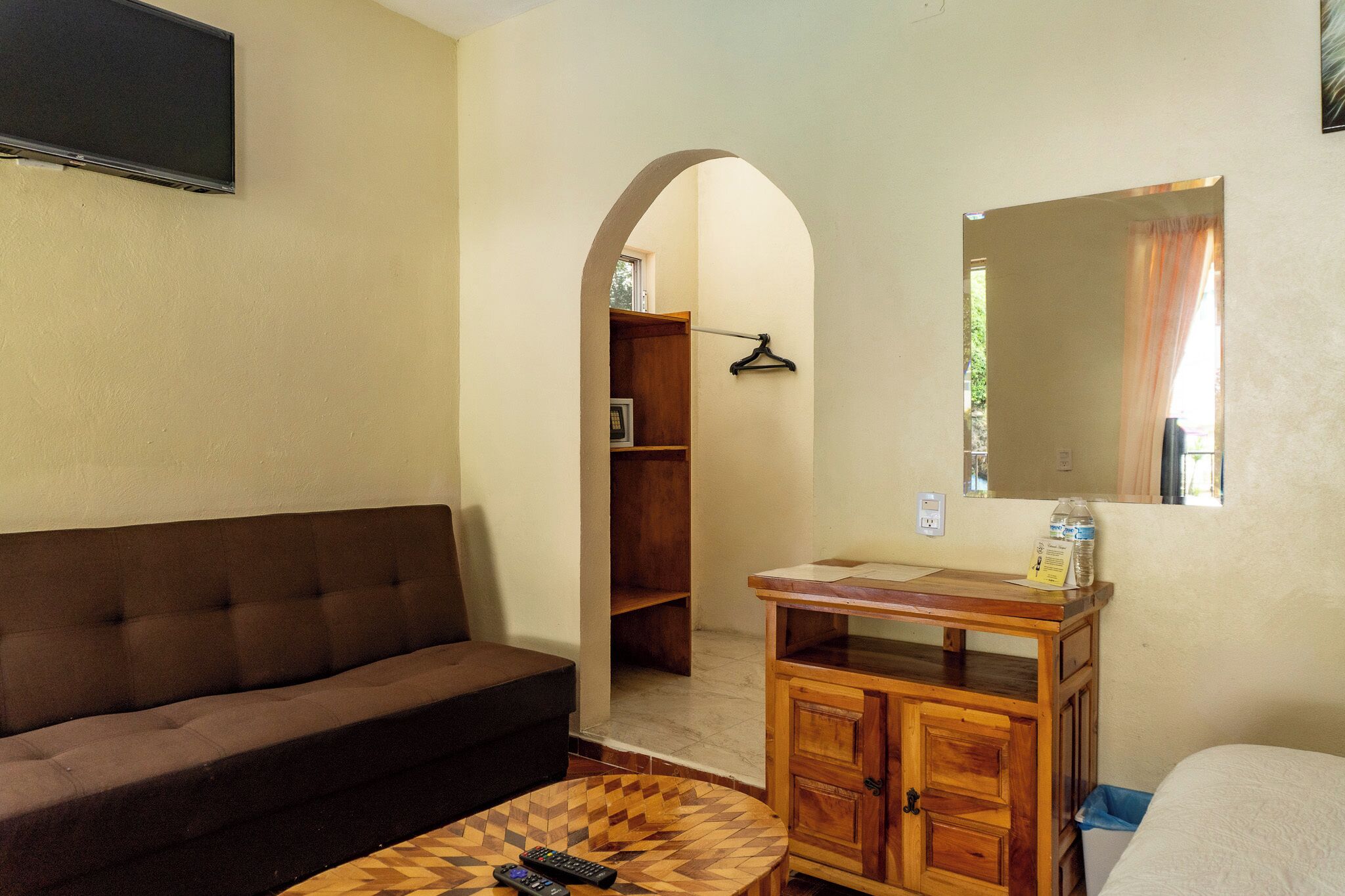 Quarto casal ou duplo conforto, vista para a montanha | Área de estar