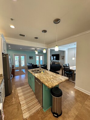 Peaceful Easy Feeling - Spacious 4 BR /3 BA Retreat - Gulf & Sound ...