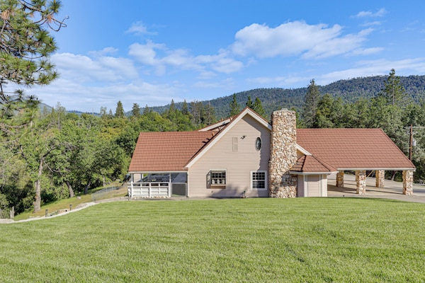 25-acre Hideaway In Oakhurst: Pet Friendly! - Yosemite National Park, CA