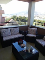 Apartamento, varanda, Vista para a cidade | Terrenos do alojamento