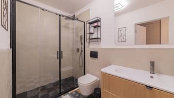 Apartamento Deluxe, vista para o jardim | Casa de banho