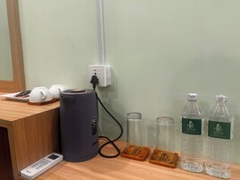 Quarto casal básico | Café e/ou cafeteira