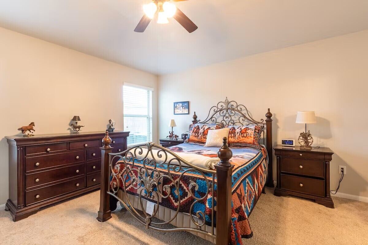 4-bedroom/3 Bath House In Brilliant Georgetown With Cool Ac. - Georgetown, TX