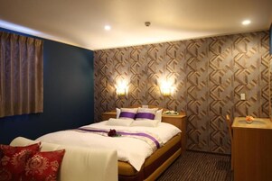 Suíte superior, 1 cama Queen, para não fumantes | Wi-Fi de cortesia