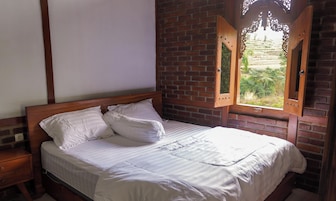 Quarto Duplo Familiar, varanda, vista para a piscina | Wi-fi grátis 