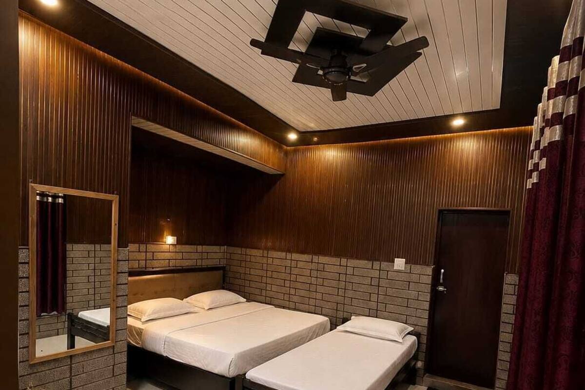 Quarto triplo | Wi-Fi de cortesia, roupa de cama