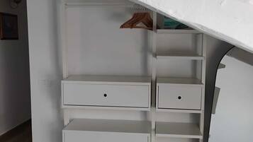 Quarto Quádruplo Deluxe | Interior