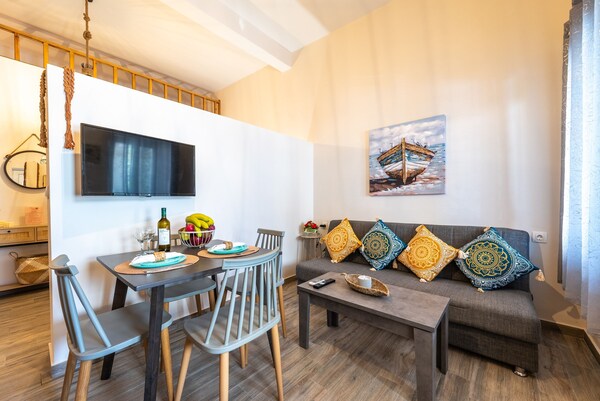 Elysium Villanova Apartment Near Airport - Rhodes