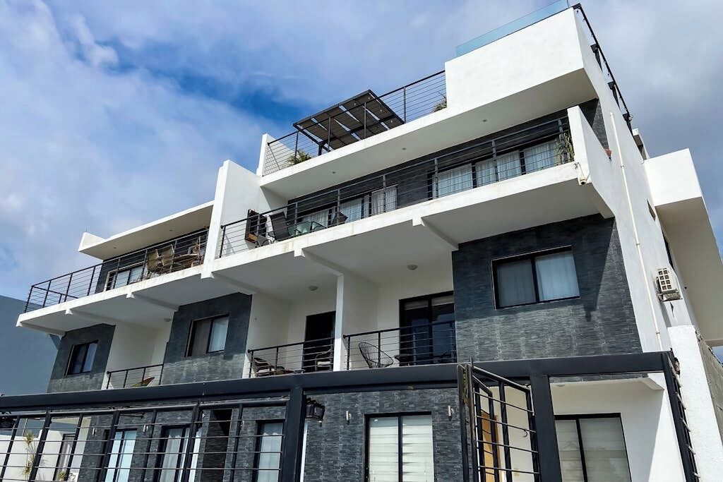Apartamento, várias camas, vista para o oceano (Condominio Betania #4) | Exterior
