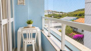 Apartamento | Refeições ao ar livre