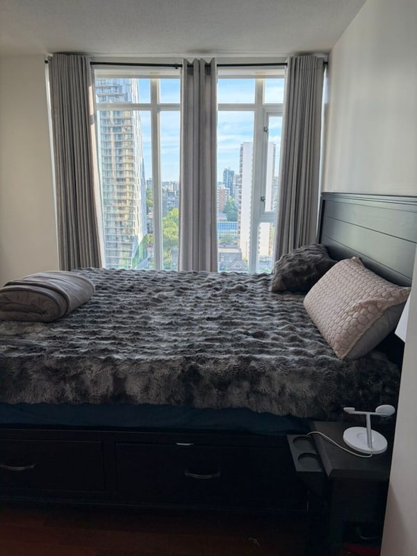 Coalharbour Vantage Point 1616 - バンクーバー