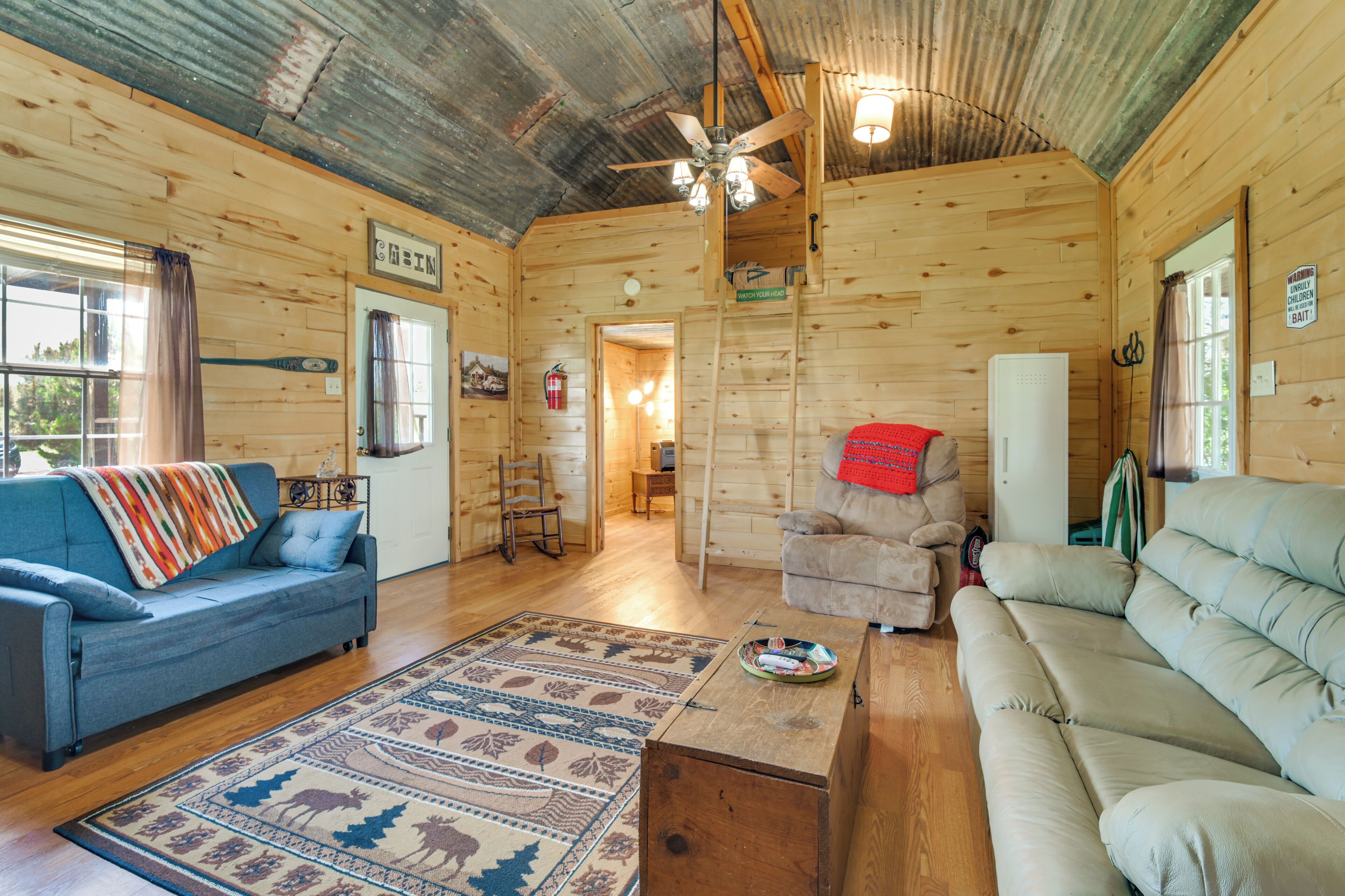 Cabin W/ Dock On Hubbard Creek Lake: Pets Welcome! - Breckenridge, TX
